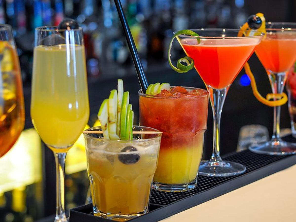 Cruise Line Alcohol Drink Packages Guide (2025) | Cruise.Blog