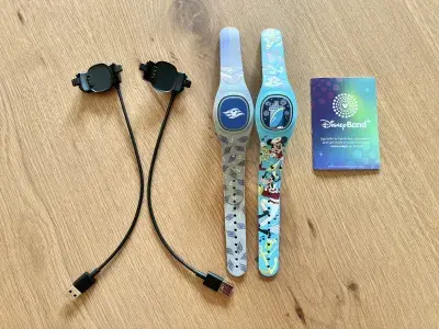 I tried Disney Cruise Line's wearable DisneyBand+. Here's how it worked ...