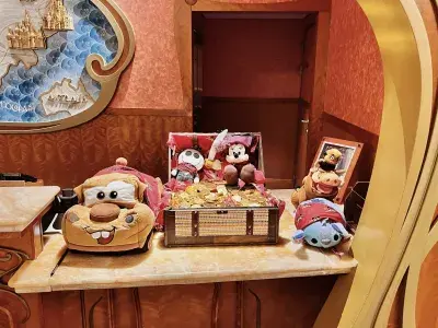 Guide to Disney Cruise Pirate Night | Cruise.Blog