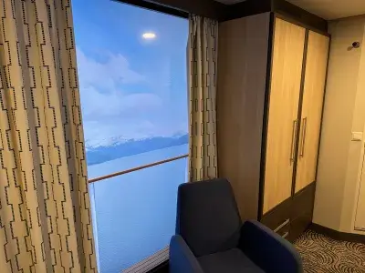 What Is a Virtual Balcony Cabin? Pros and Cons of this Unique ...