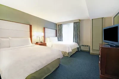 8 Hotels Near Seattle Cruise Port (2026) | Cruise.Blog