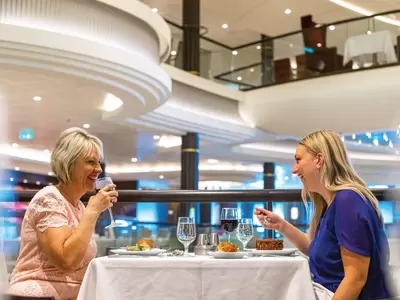 Guide to flexible dining vs traditional dining on a cruise ship ...